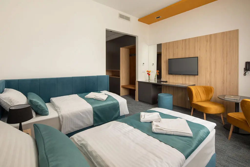 Tó közepére épült, mesebeli wellness szálloda: Sziget Hotel****, ahol ...