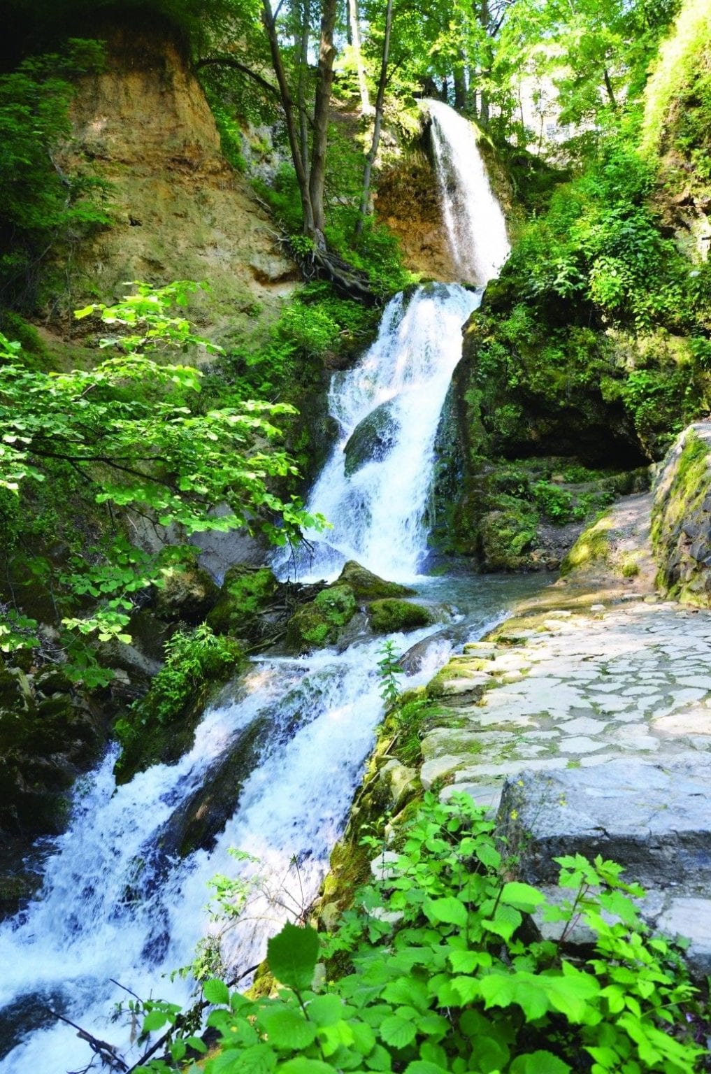 10 káprázatos szépségű vízesés Magyarországon, programajánlóval a ...