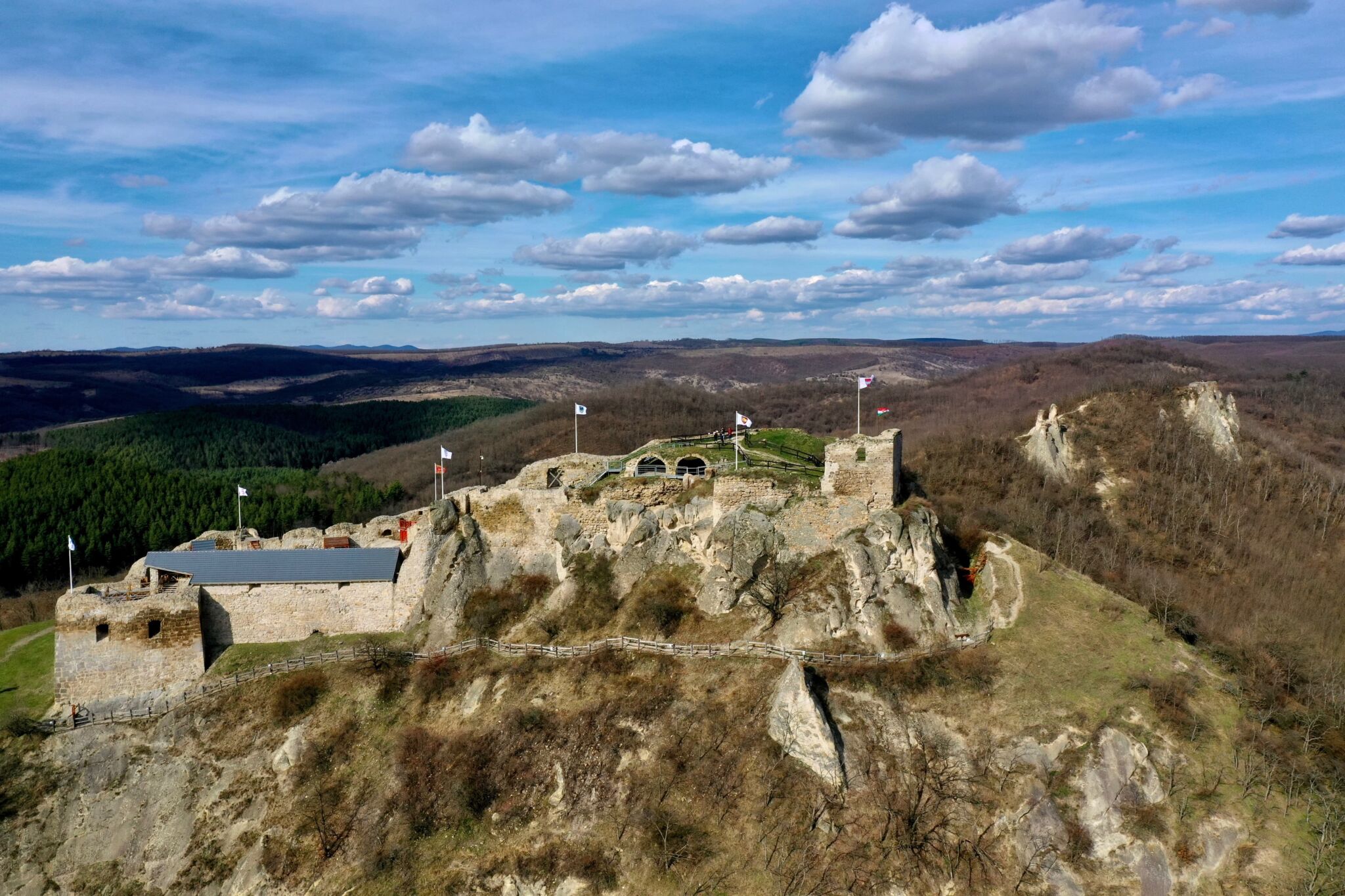 Magyarországi várak, amiket a gyerekek is imádnak - Szallas.hu Blog